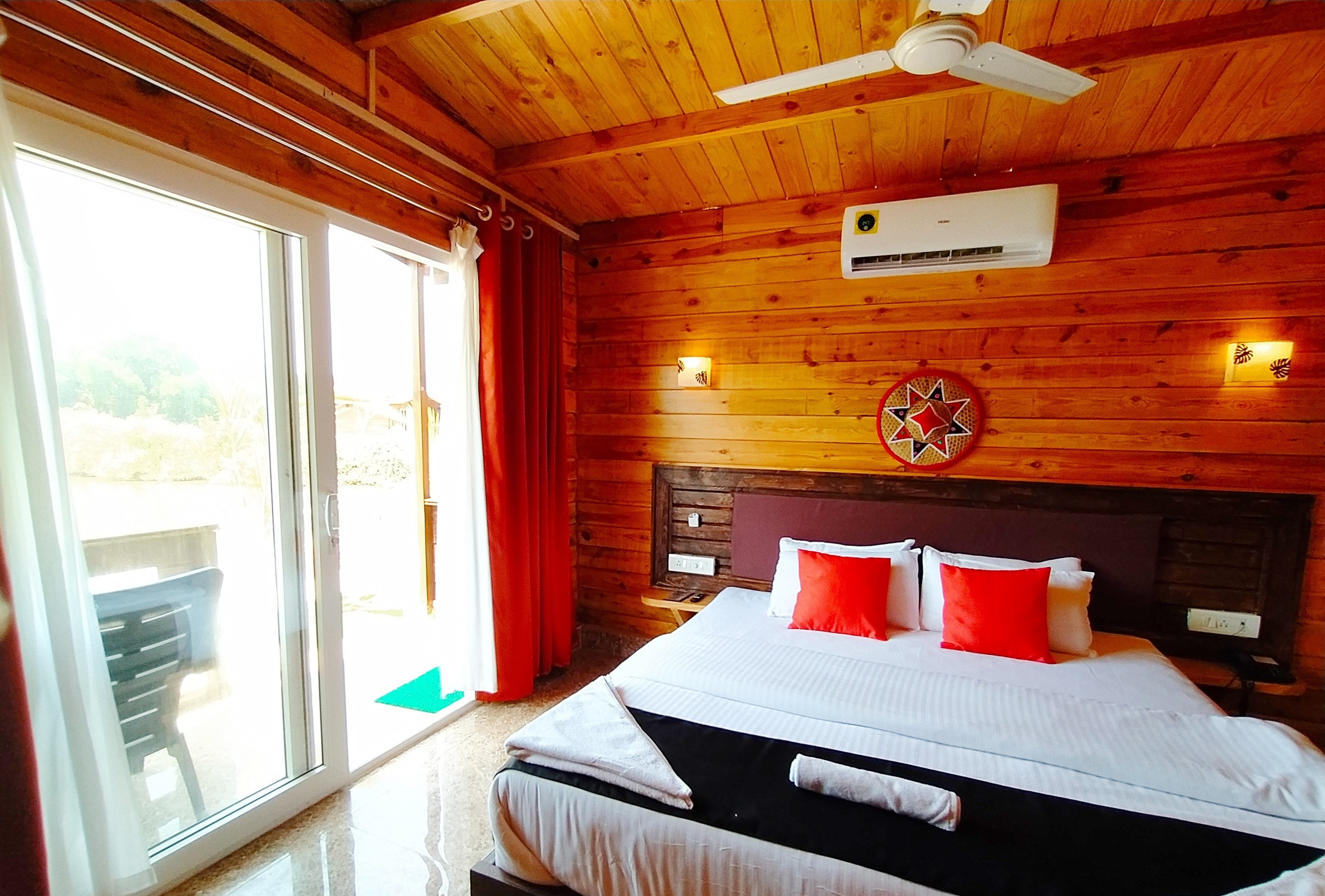 Bliss Water Resort | Rooms in a Cottage 𝗕𝗢𝗢𝗞 Goa Cottage