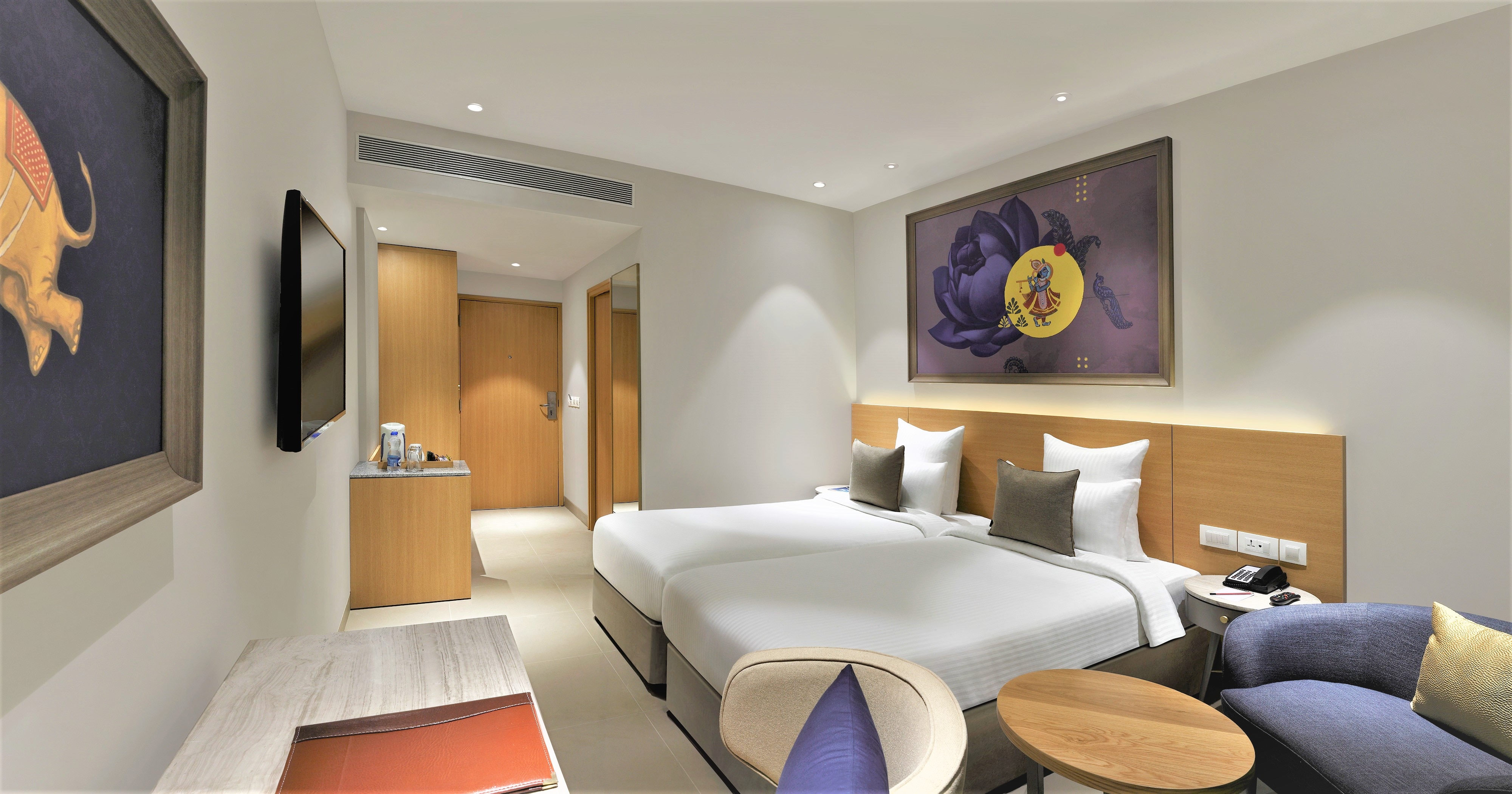 Ginger Dwarka 𝗕𝗢𝗢𝗞 Dwarka Hotel