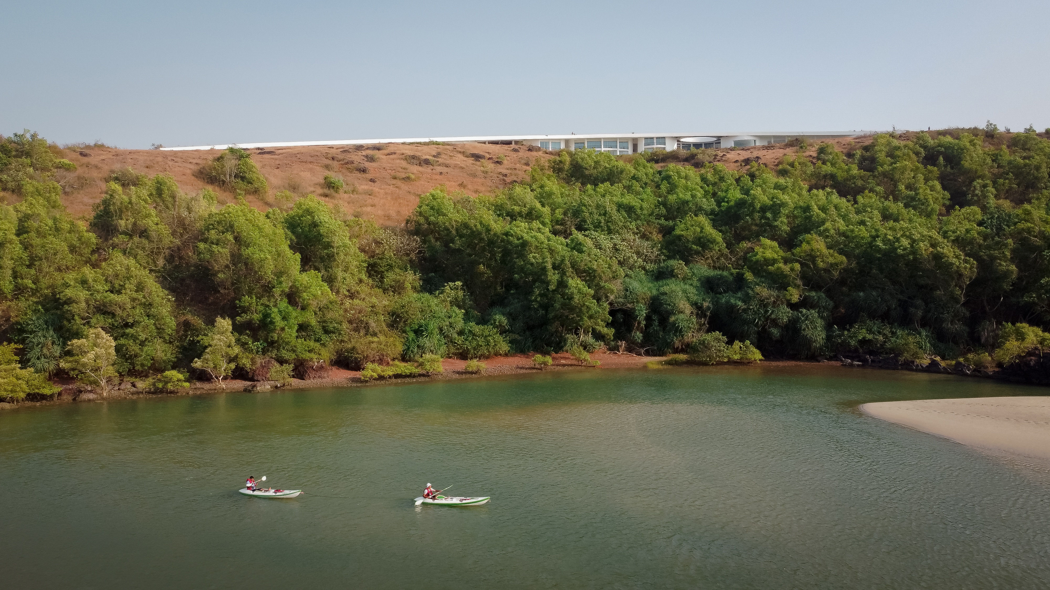 Araqila Beach Resort 𝗕𝗢𝗢𝗞 Vengurla Resort