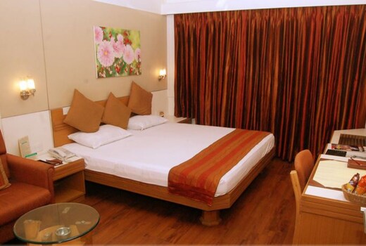 Hotel Shreemaya, Indore Hotel Price, Address & Reviews