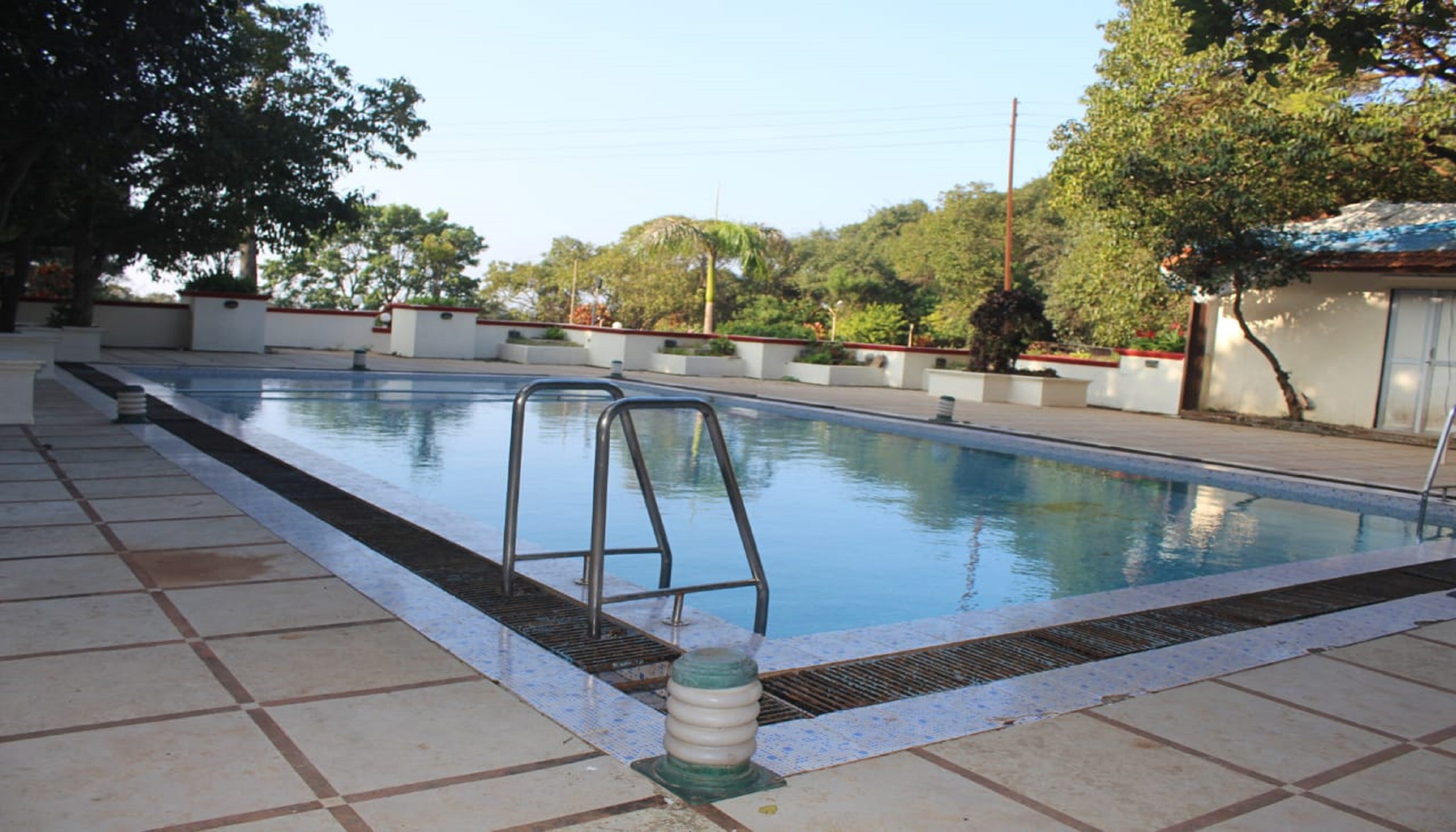 Club Mahindra Saj Resort Mahabaleshwar Best Rates on Mahabaleshwar ...