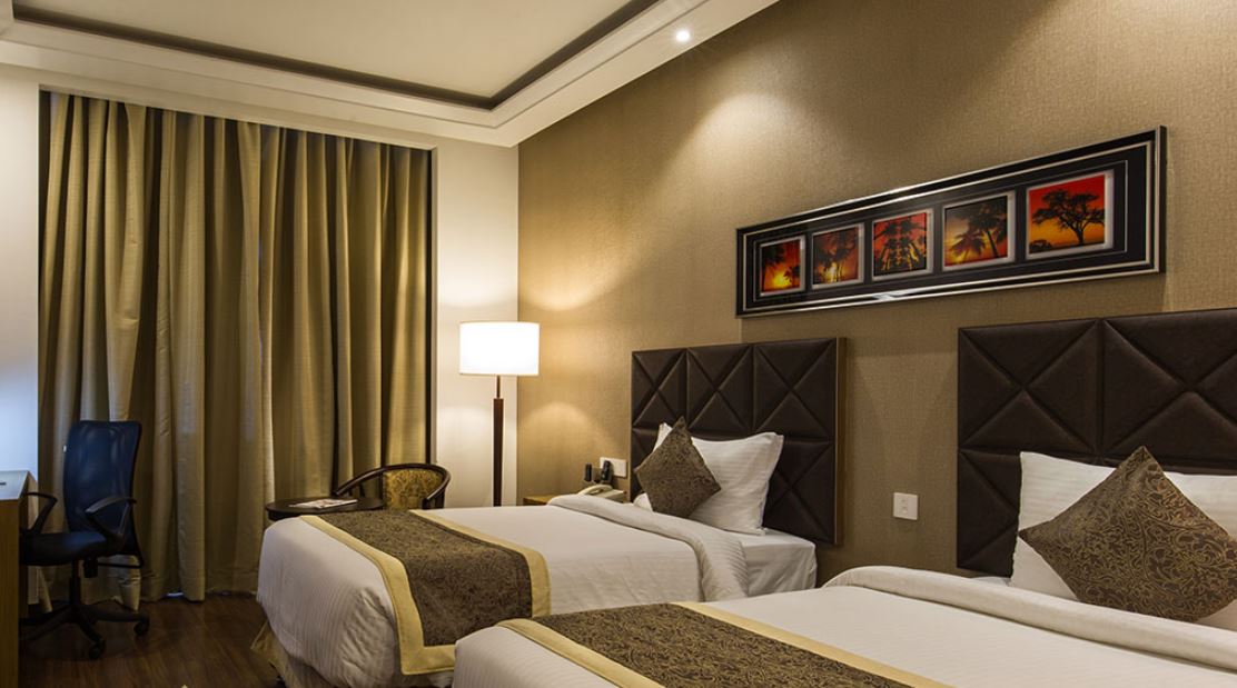 The Grand JBR Lucknow INR 1643 OFF ( ̶6̶0̶0̶0̶ ) Hotel Price, Address ...