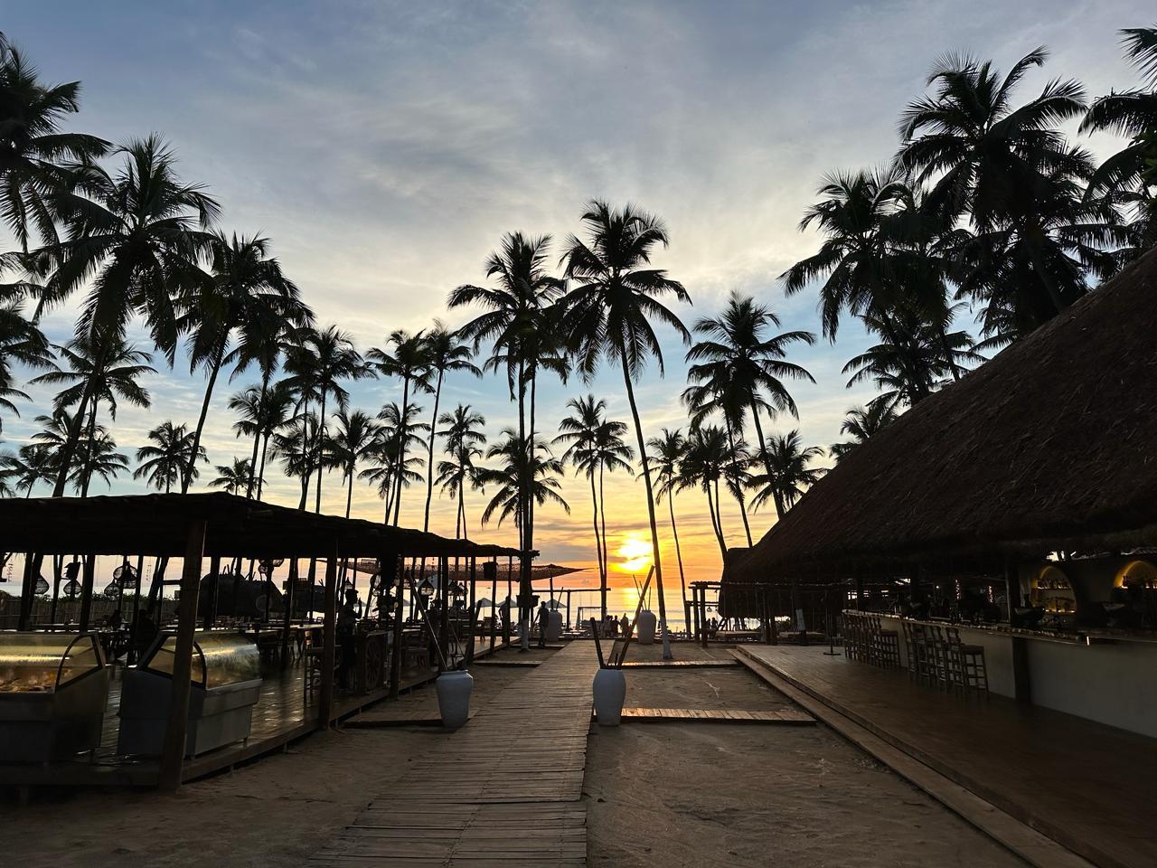 DALLAS BEACH RESORT GOA 𝗕𝗢𝗢𝗞 Goa Resort