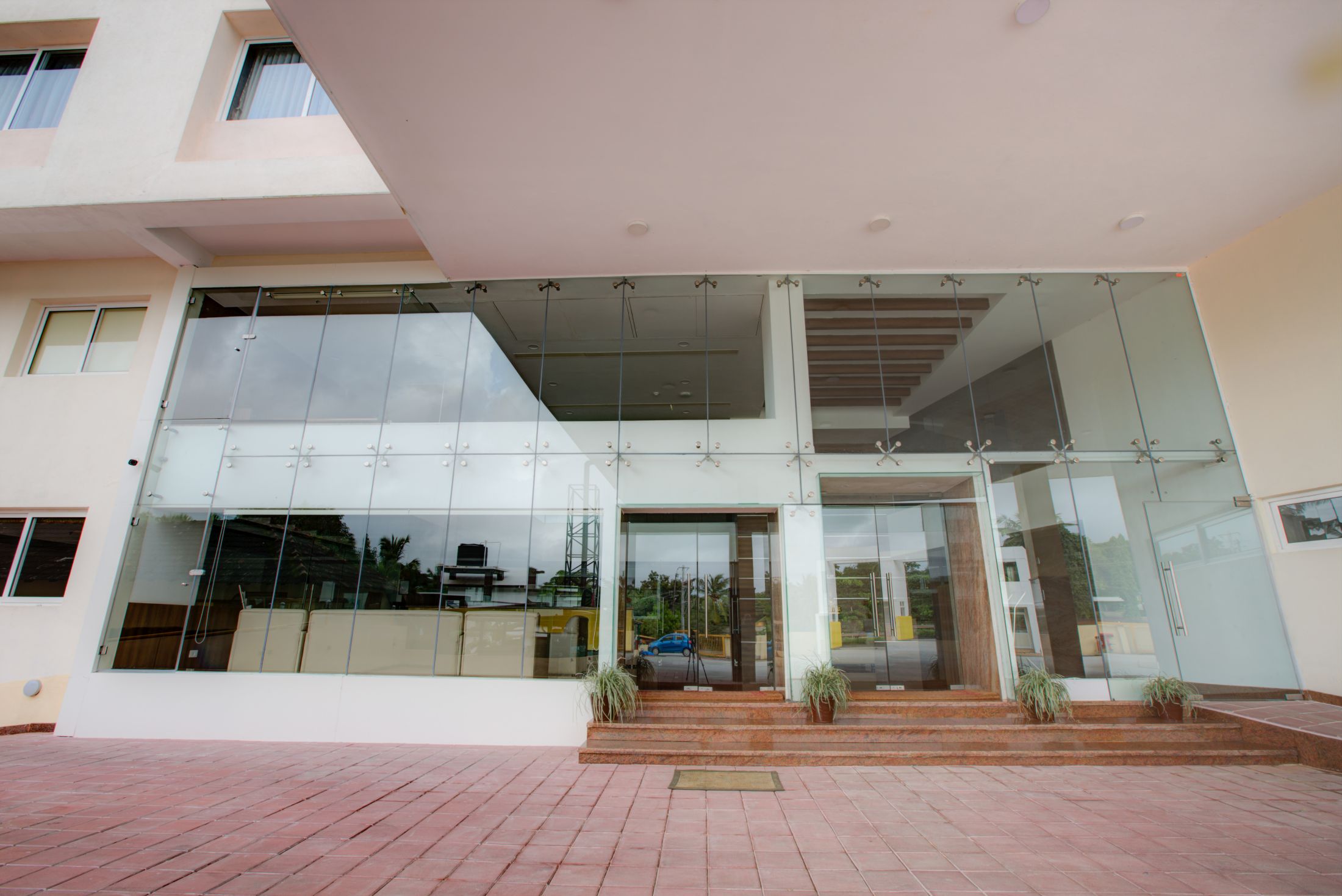 HOTEL BMS Best Rates on Mangalore Hotel Deals, Reviews & Photos