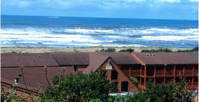 The Gold Beach Resort, Daman - Get Upto 70% OFF on Hotels