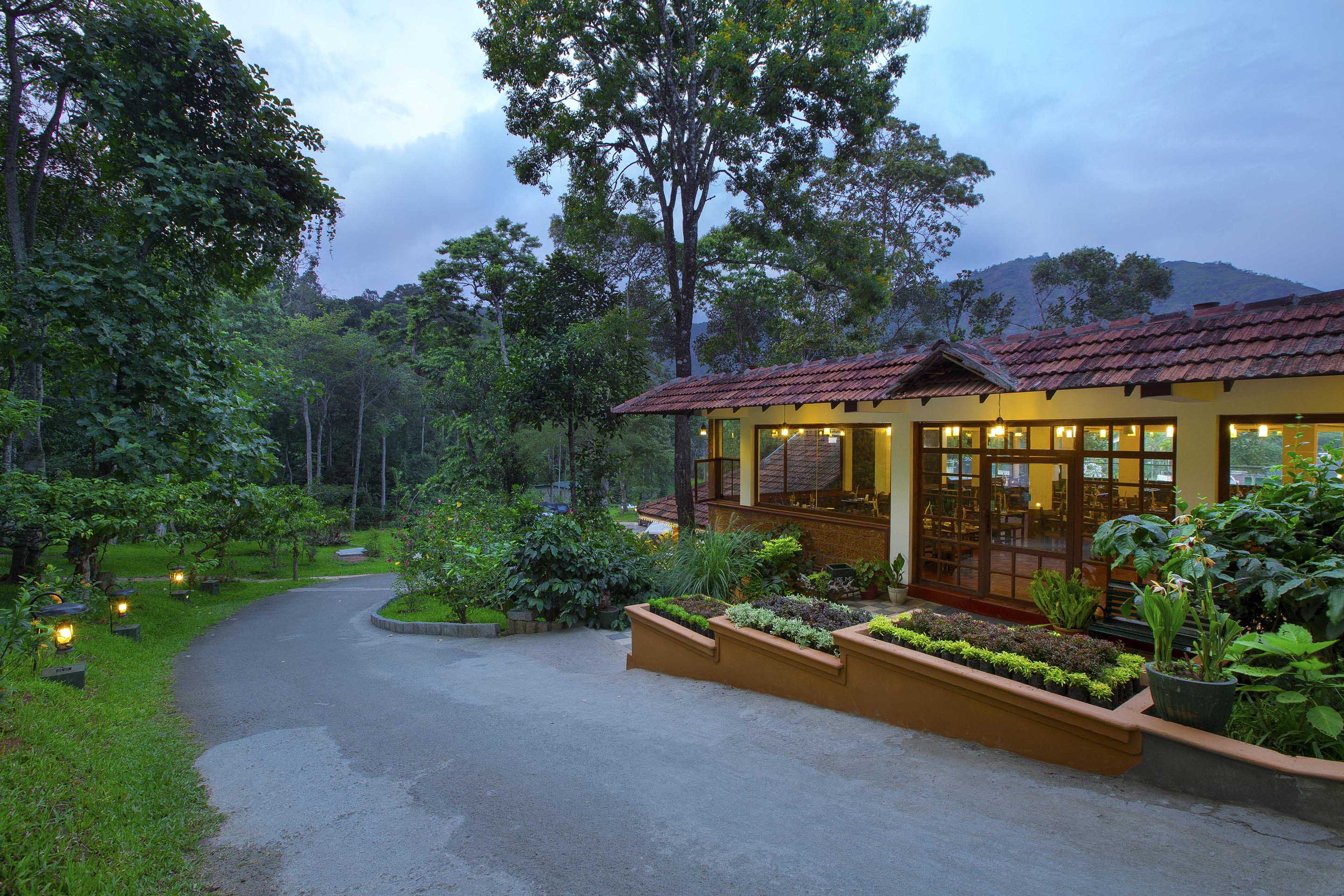 Coffee Route Resorts Thekkady INR 1670 OFF ( ̶4̶2̶0̶0̶ ) Resort Price ...