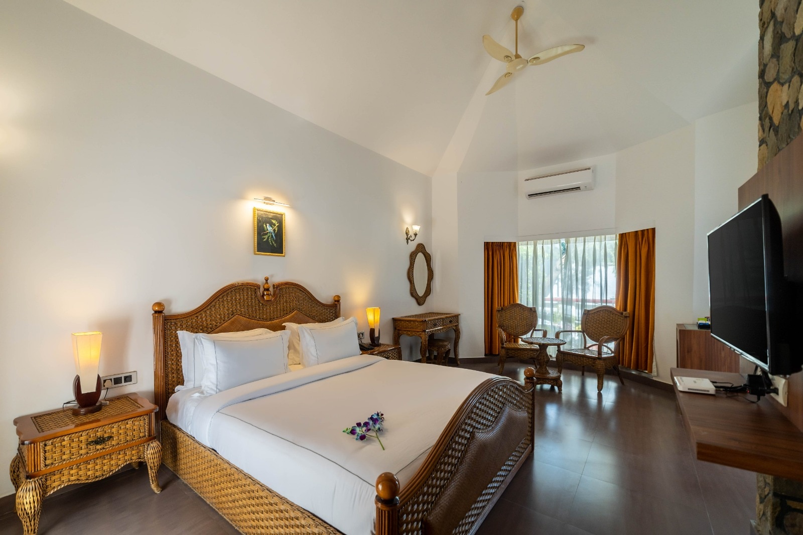 Country Inn Tarika Riverside Resort, Jim Corbett 𝗕𝗢𝗢𝗞 Jim Corbett ...