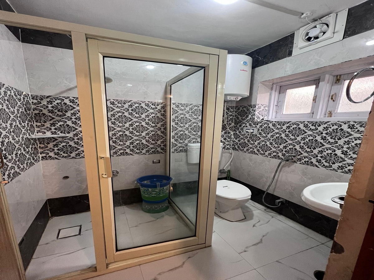 Sidsons Royale Hotel Srinagar - Reviews, Photos & Offer