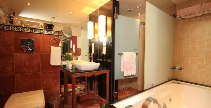 Hotel Fidalgo, Goa - Get Upto 70% OFF on Hotels