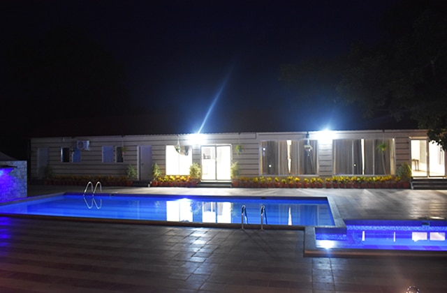 The Wild Club & Resorts | Rooms & Pool 𝗕𝗢𝗢𝗞 Mundgod Homestay 𝘄𝗶𝘁𝗵 ₹𝟬 ...