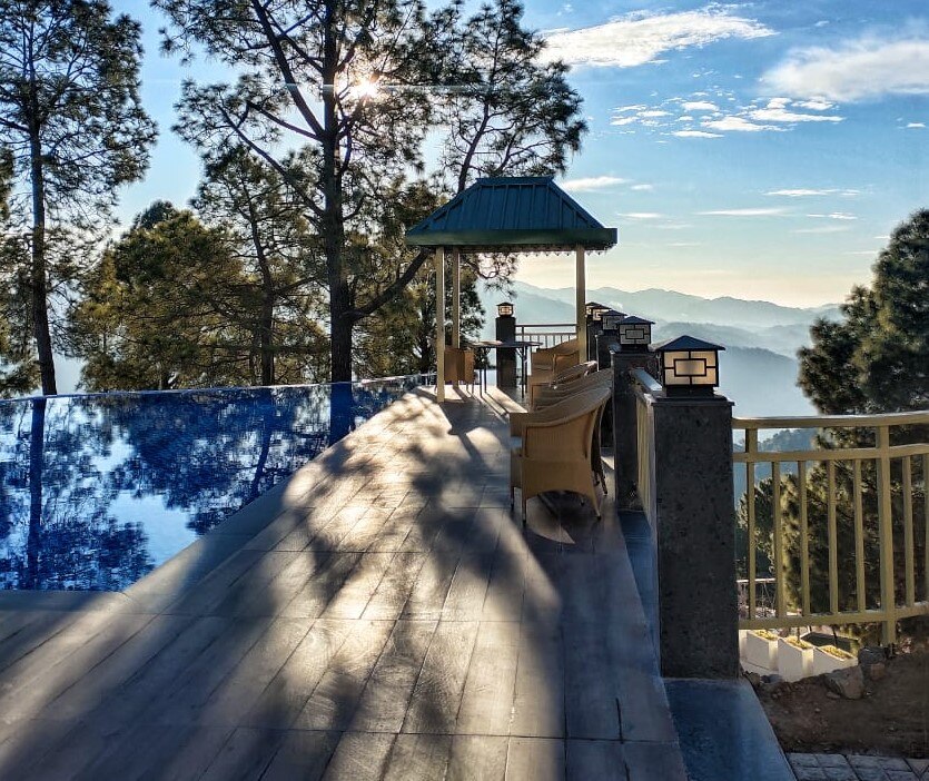 Hotel Barog Heights Best Rates on Solan Hotel Deals, Reviews & Photos