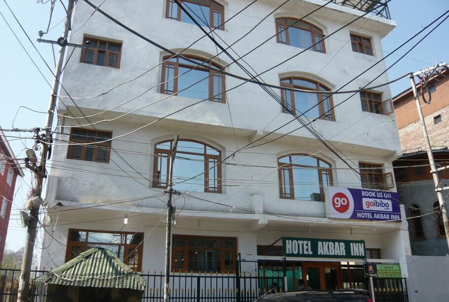Hotel Akbar Inn 𝗕𝗢𝗢𝗞 Srinagar Hotel 𝘄𝗶𝘁𝗵 ₹𝟬 𝗣𝗔𝗬𝗠𝗘𝗡𝗧