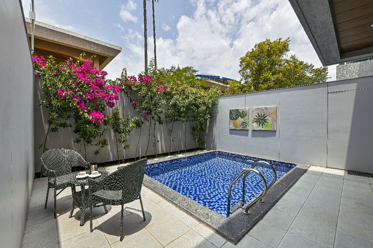 Meritas Aura Resort 𝗕𝗢𝗢𝗞 Lonavala Resort 𝘄𝗶𝘁𝗵 𝗙𝗥𝗘𝗘 𝗖𝗮𝗻𝗰𝗲𝗹𝗹𝗮𝘁𝗶𝗼𝗻