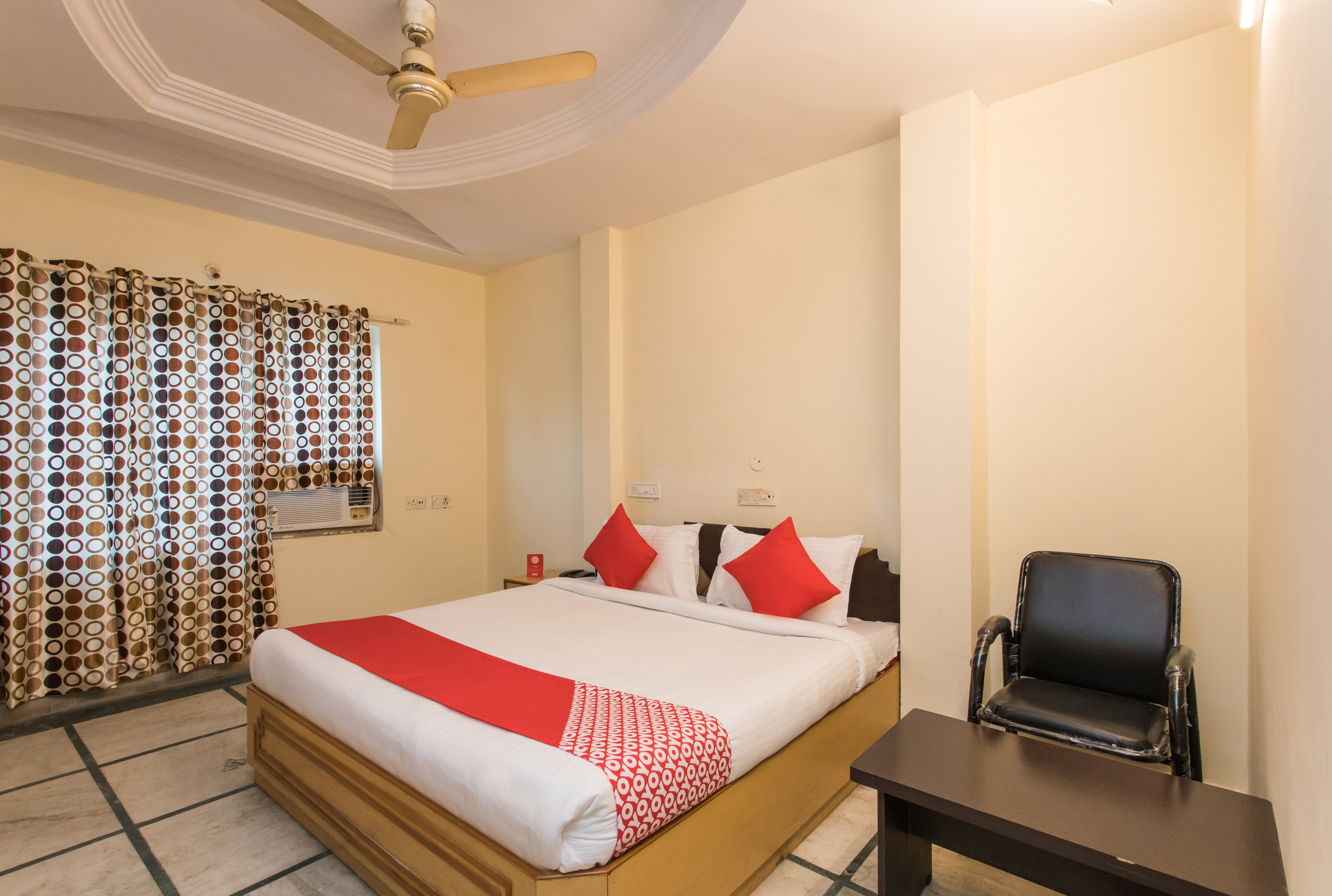 The Red Maple Indore - INR 792 OFF ( ̶3̶6̶0̶0̶ ) Deal Hotel HD Photos ...