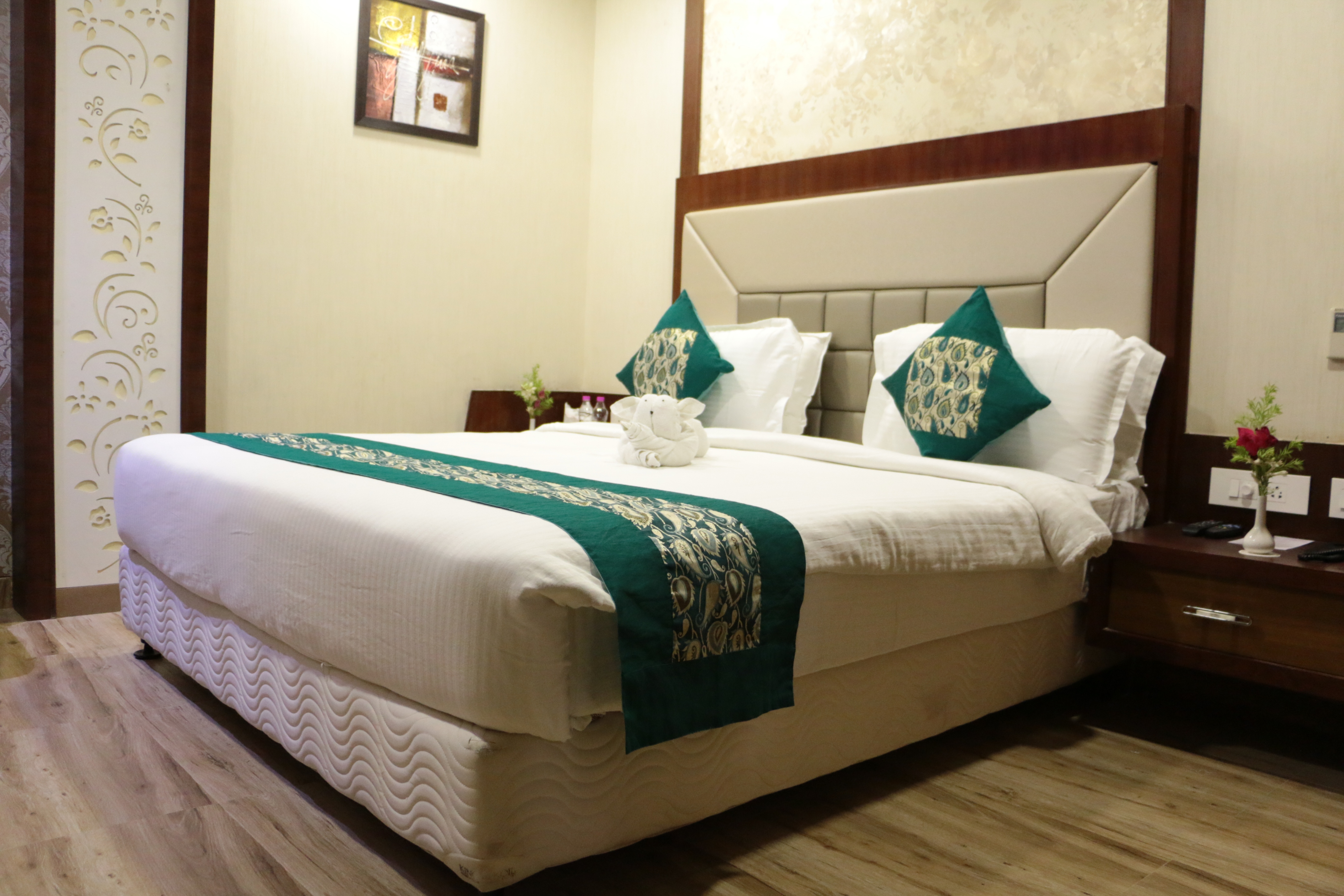 Costa Riviera Hotel, Varanasi INR 645 OFF ( ̶3̶0̶0̶0̶ ) Hotel Price ...