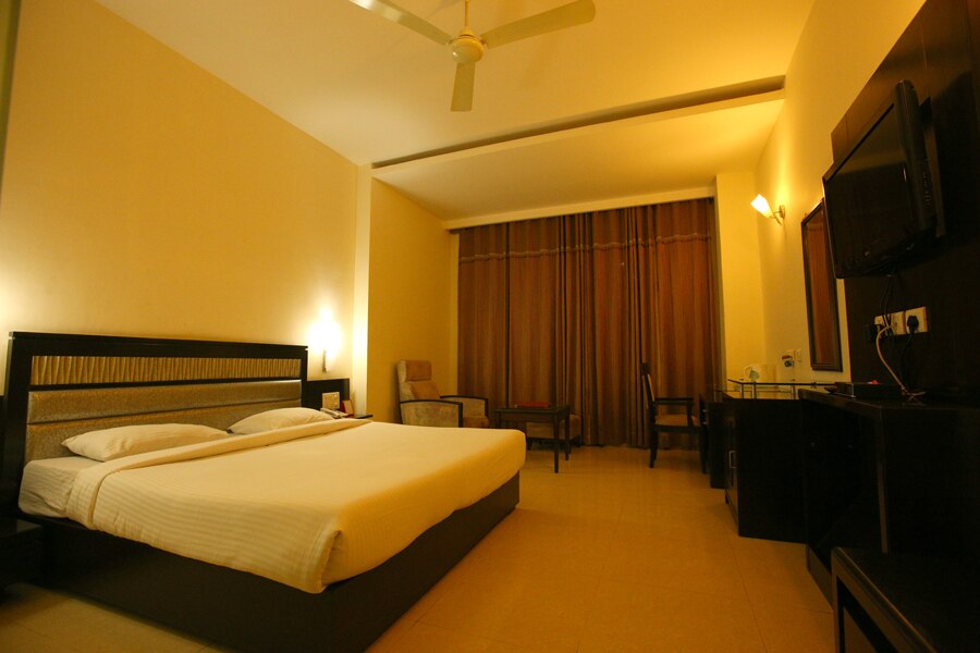 EAGLE MOTEL Rajpura INR 180 OFF ( ̶3̶0̶0̶0̶ ) Hotel Price, Address ...
