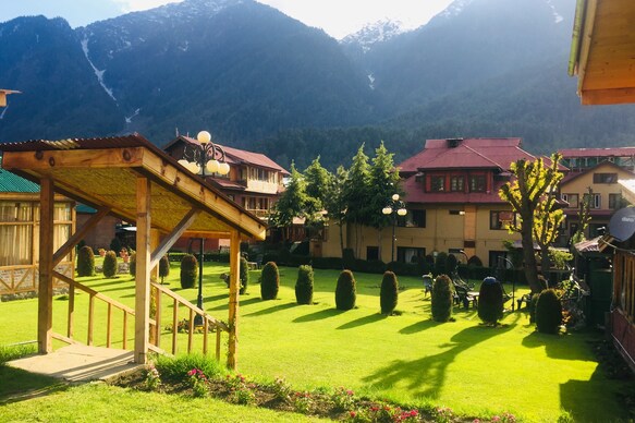 18 Places to Visit in Pahalgam in 2026 | Top Tourist Attractions & Places