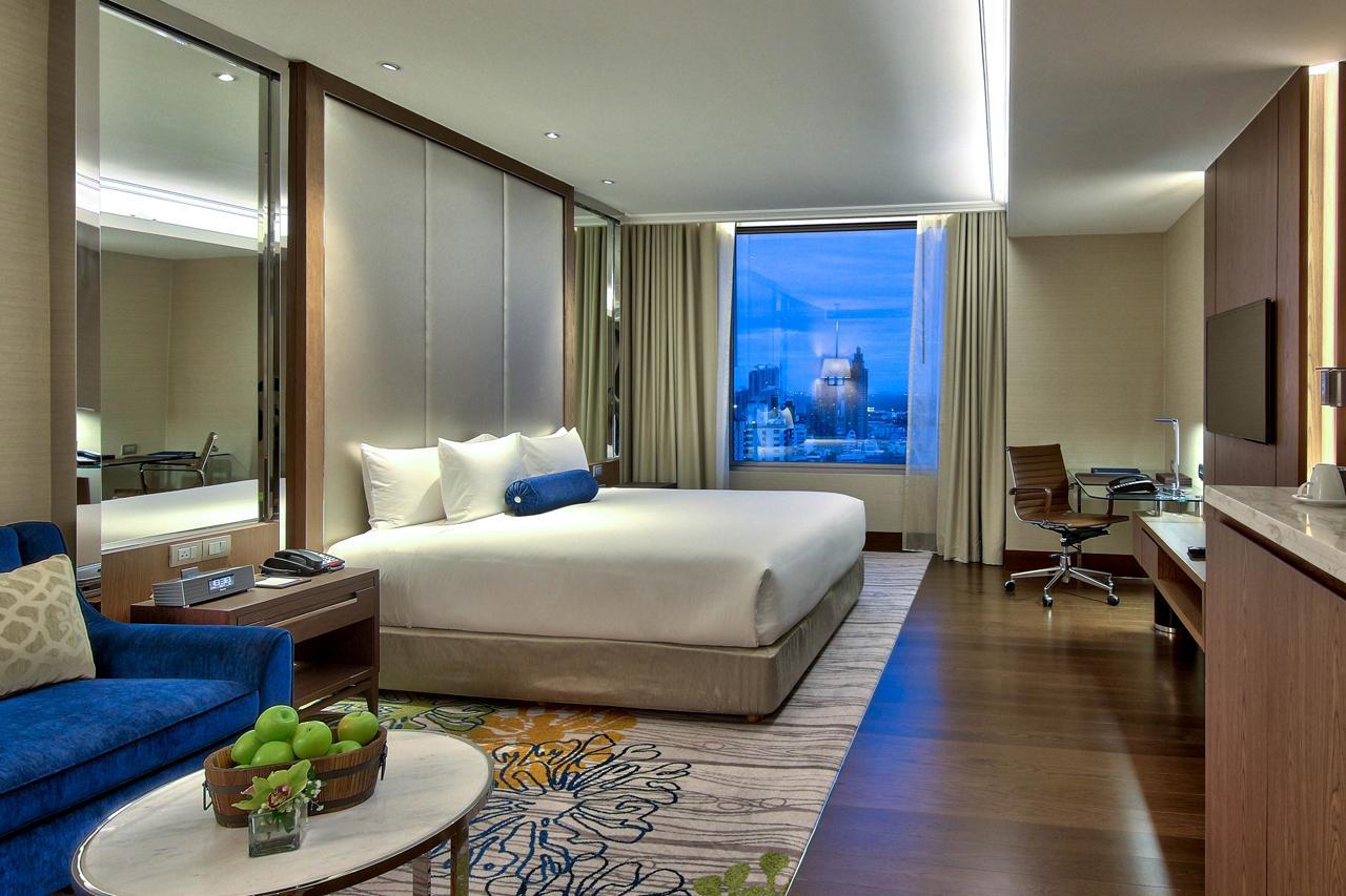 Radisson Blu Plaza Bangkok, Bangkok ( ̶1̶2̶6̶7̶2̶ ) Hotel Price ...