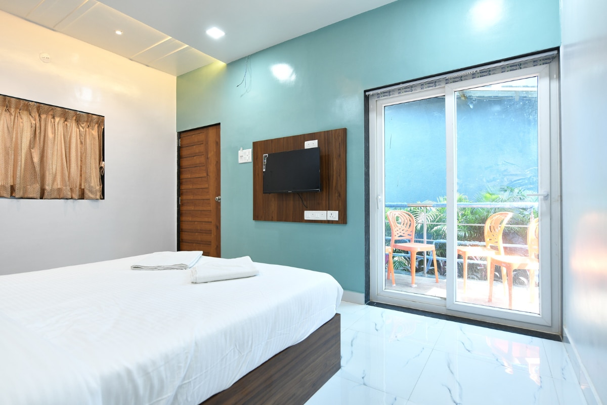 seashell retreat 𝗕𝗢𝗢𝗞 Diveagar Hotel 𝘄𝗶𝘁𝗵 ₹𝟬 𝗣𝗔𝗬𝗠𝗘𝗡𝗧