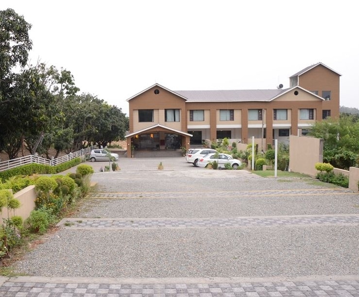 Jannat Resort 𝗕𝗢𝗢𝗞 Pathankot Hotel 𝘄𝗶𝘁𝗵 𝗙𝗥𝗘𝗘 𝗖𝗮𝗻𝗰𝗲𝗹𝗹𝗮𝘁𝗶𝗼𝗻