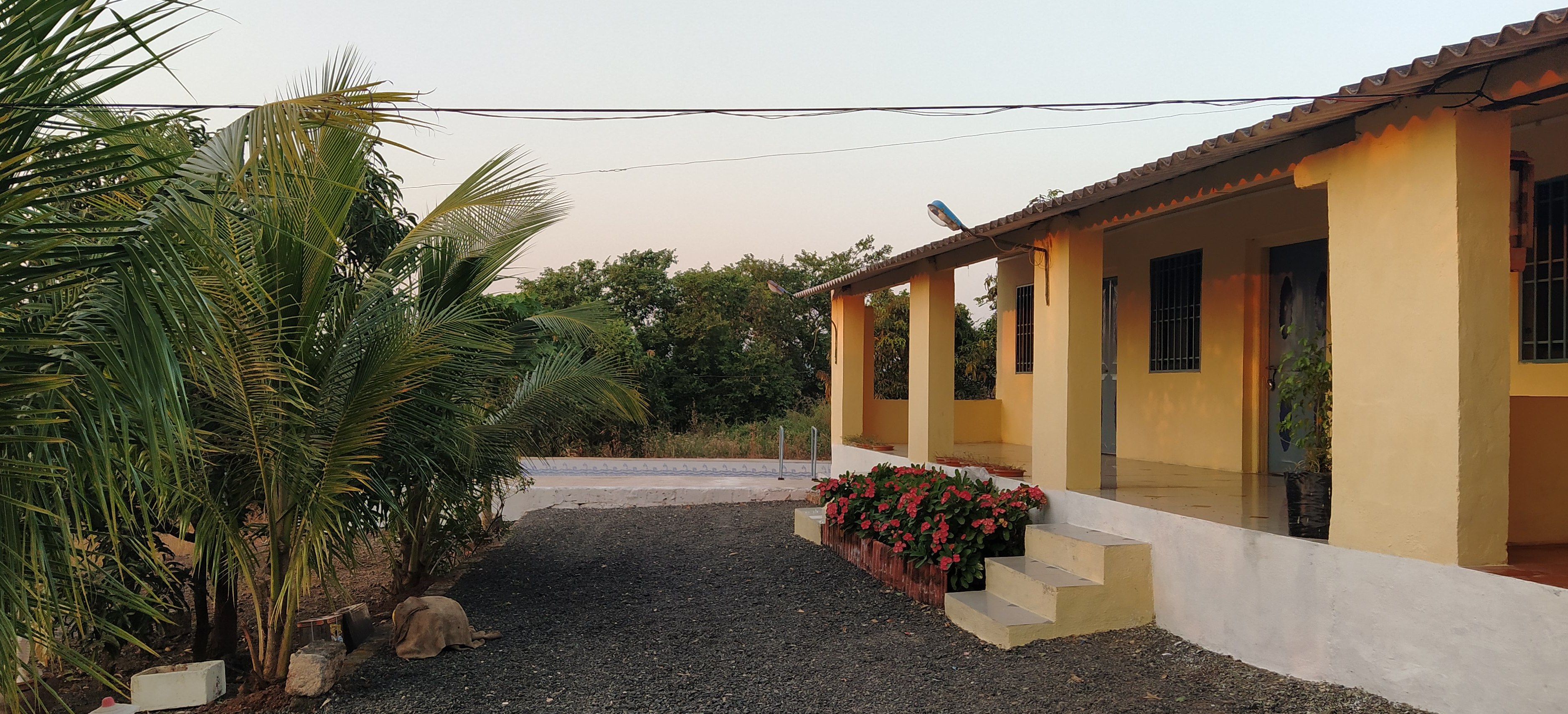 Madhav Farmhouse 𝗕𝗢𝗢𝗞 Sasan Gir Farm House 𝘄𝗶𝘁𝗵 ₹𝟬 𝗣𝗔𝗬𝗠𝗘𝗡𝗧