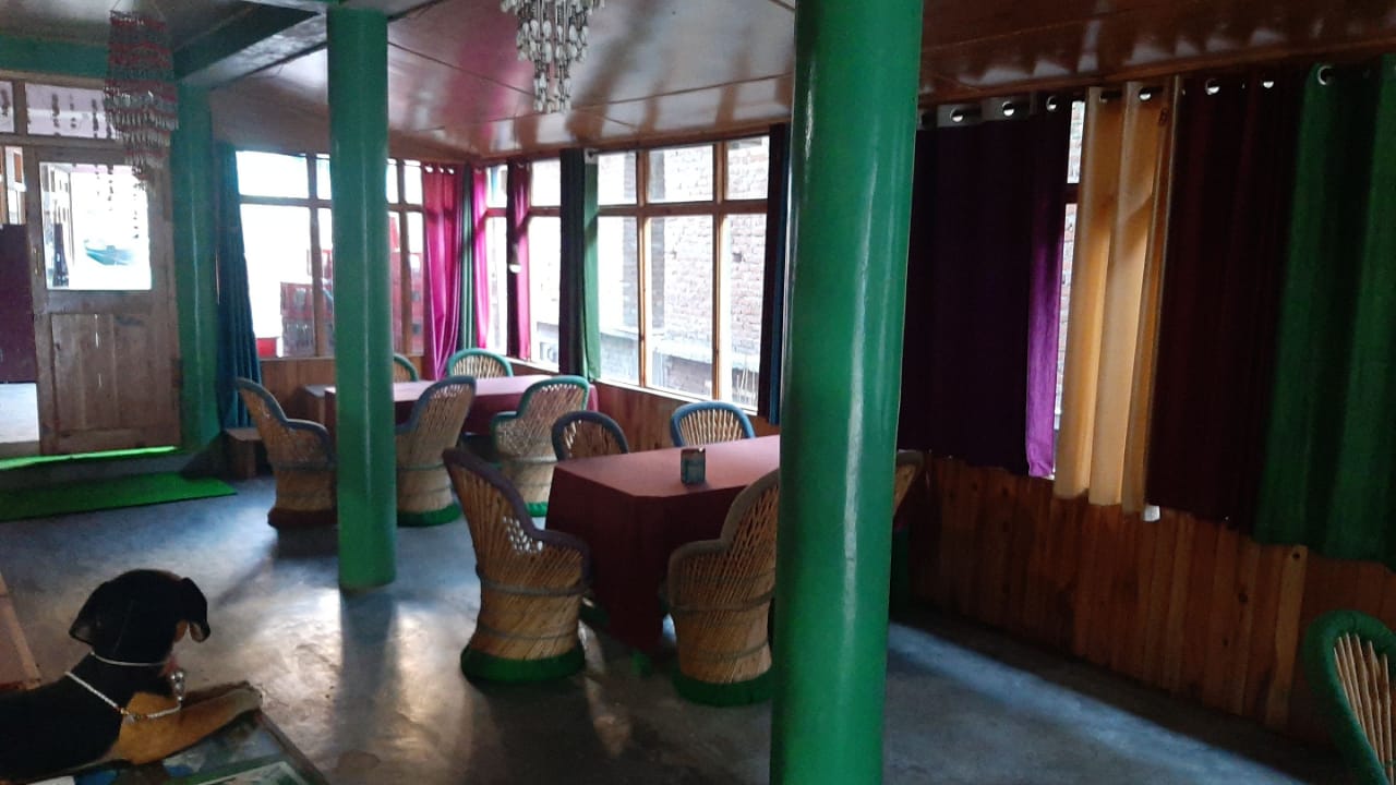 Third Eye| Rooms & Restaurant Hotel Tosh - Reviews, Photos & Offer