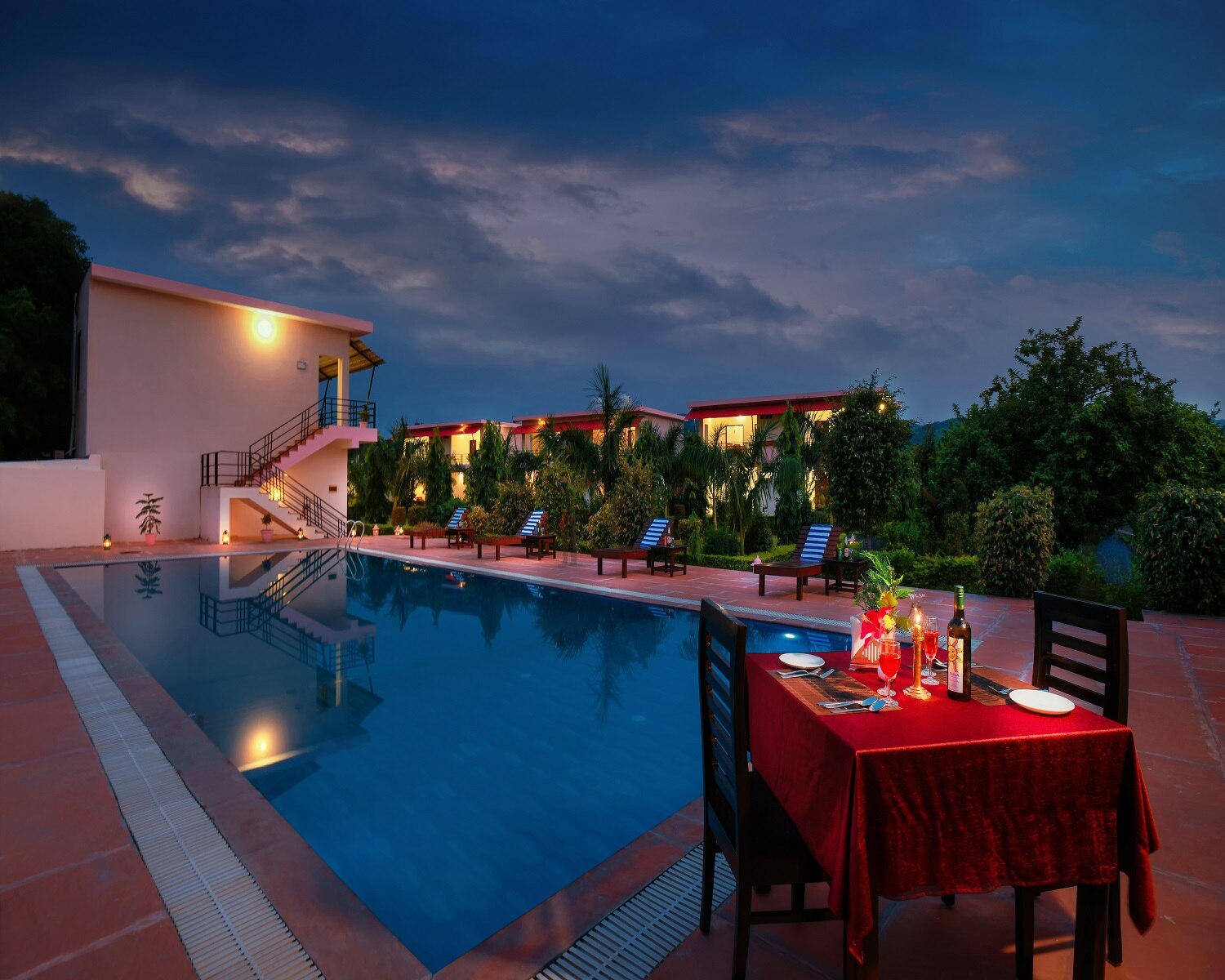 RANTHAMBORE BAGH PALACE Best Rates on Sawai Madhopur Hotel Deals ...
