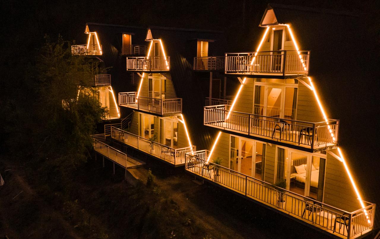 Kainchi retreat 𝗕𝗢𝗢𝗞 Kosya Kutauli Hotel 𝘄𝗶𝘁𝗵 𝗙𝗥𝗘𝗘 𝗖𝗮𝗻𝗰𝗲𝗹𝗹𝗮𝘁𝗶𝗼𝗻