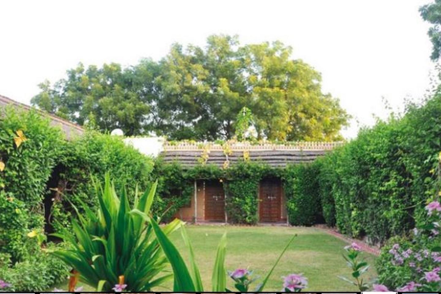 JAMUNA RESORT 𝗕𝗢𝗢𝗞 Jhunjhunu Resort 𝘄𝗶𝘁𝗵 𝗙𝗥𝗘𝗘 𝗖𝗮𝗻𝗰𝗲𝗹𝗹𝗮𝘁𝗶𝗼𝗻