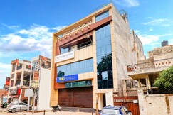 HOTEL MVR GRAND | Kanpur Hotel BOOK @ ₹1