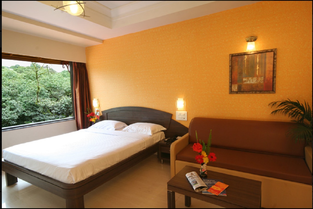 Hotel Saket Plaza Best Rates on Mahabaleshwar Hotel Deals, Reviews & Photos