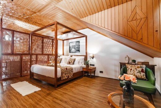 The Sarai 𝗕𝗢𝗢𝗞 Srinagar Hotel 𝘄𝗶𝘁𝗵 𝗙𝗥𝗘𝗘 𝗖𝗮𝗻𝗰𝗲𝗹𝗹𝗮𝘁𝗶𝗼𝗻