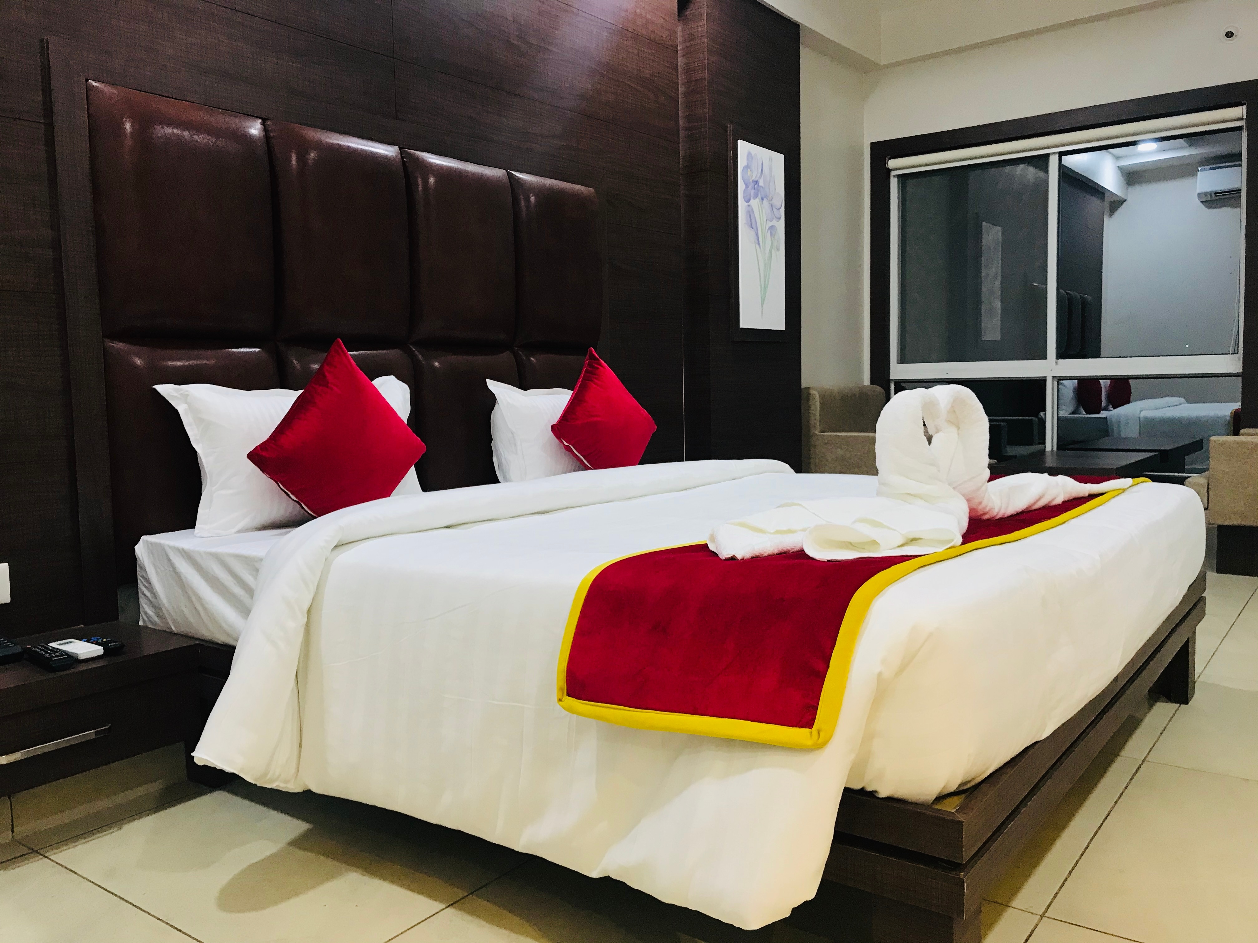 Patel Club and Resort Indore INR 774 OFF ( ̶5̶0̶0̶0̶ ) Resort Price ...