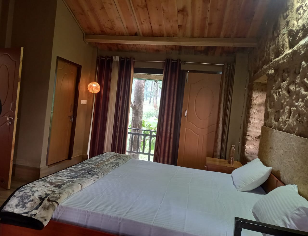 Pathaal- Himalayan heritage Earth House Best Rates on Dehradun Hotel ...