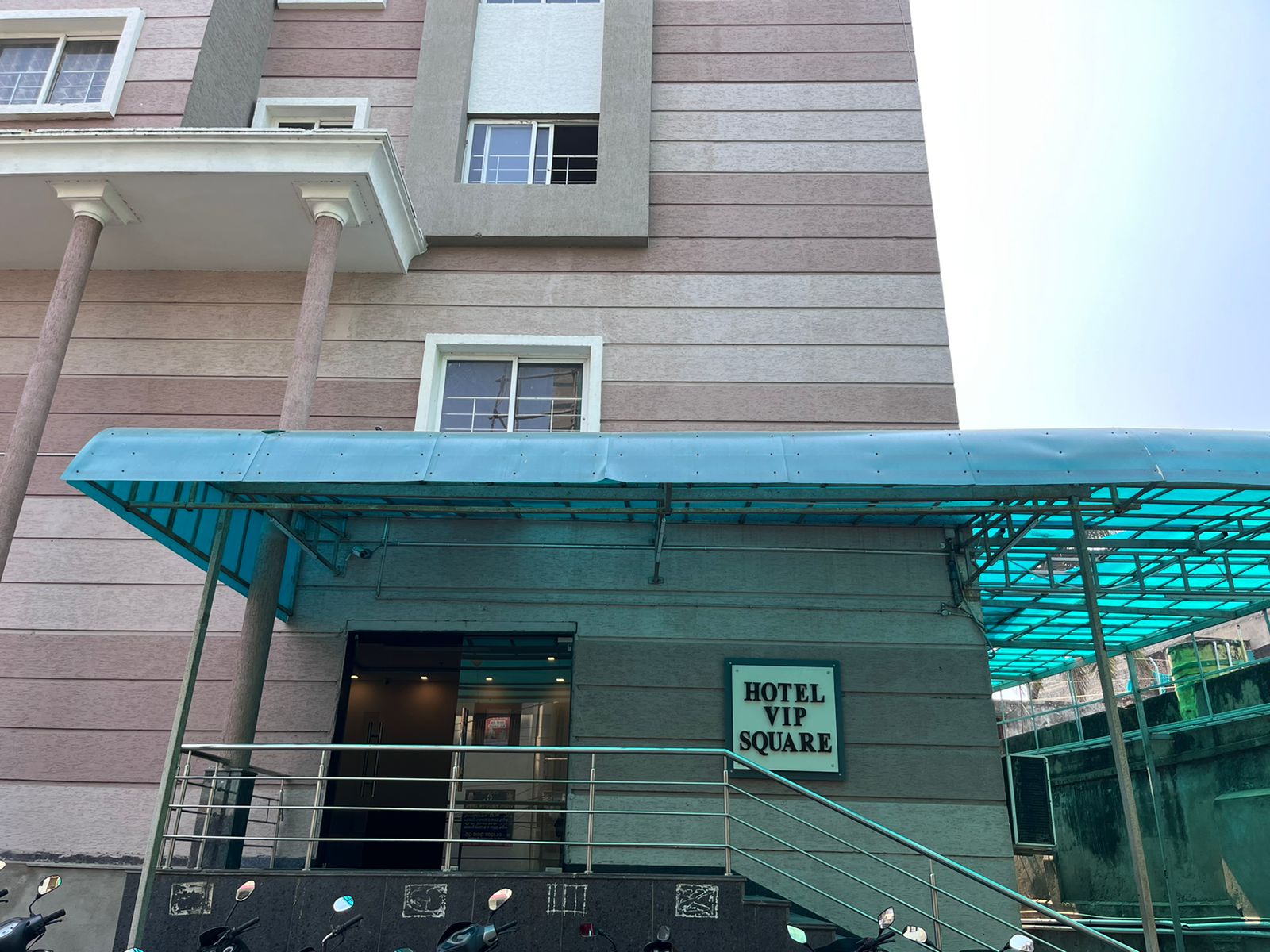 Hotel VIP Square Best Rates on Puri Hotel Deals, Reviews & Photos
