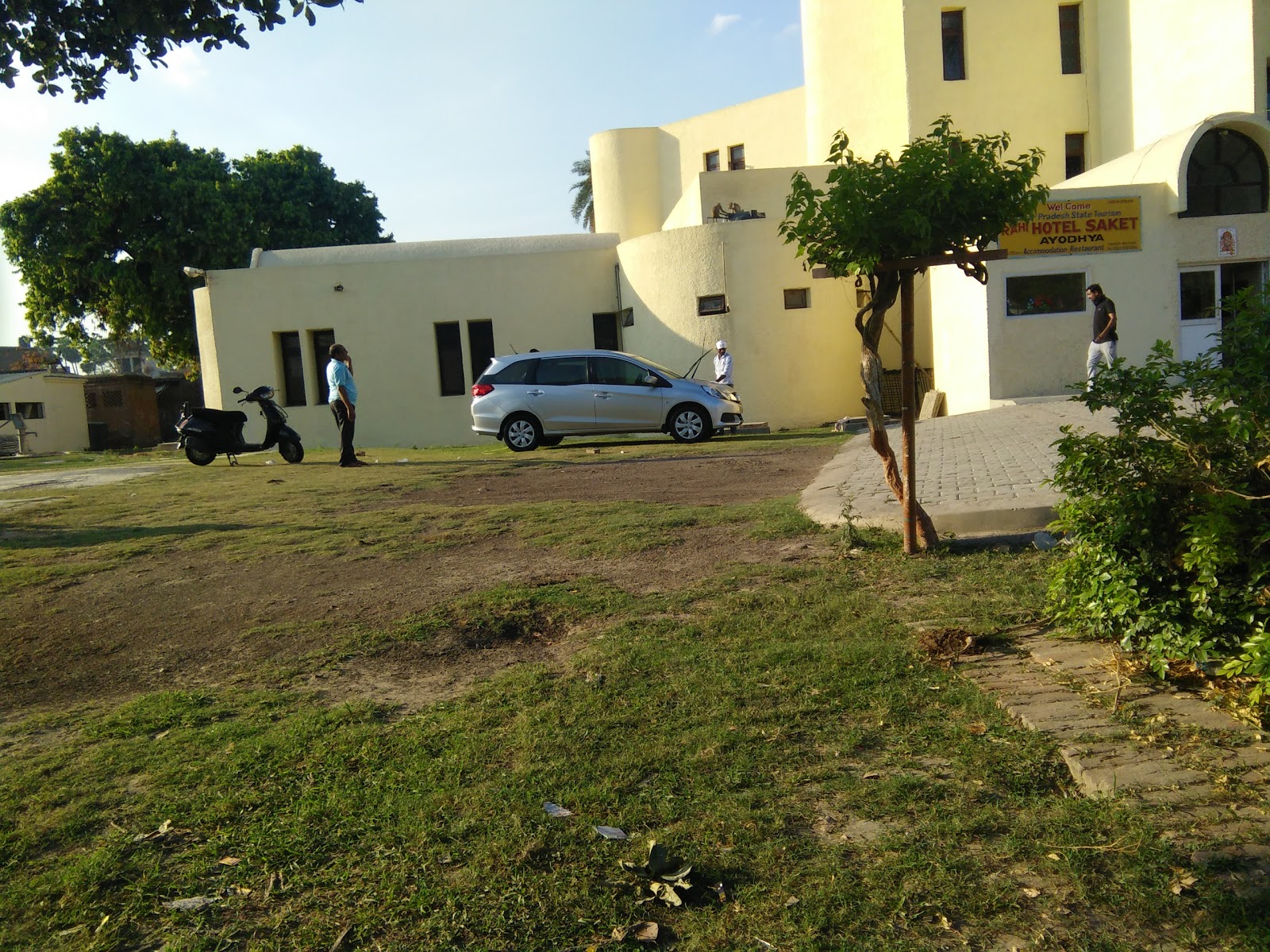 Hotel Saket, Ayodhya Best Rates on Ayodhya Hotel Deals, Reviews & Photos