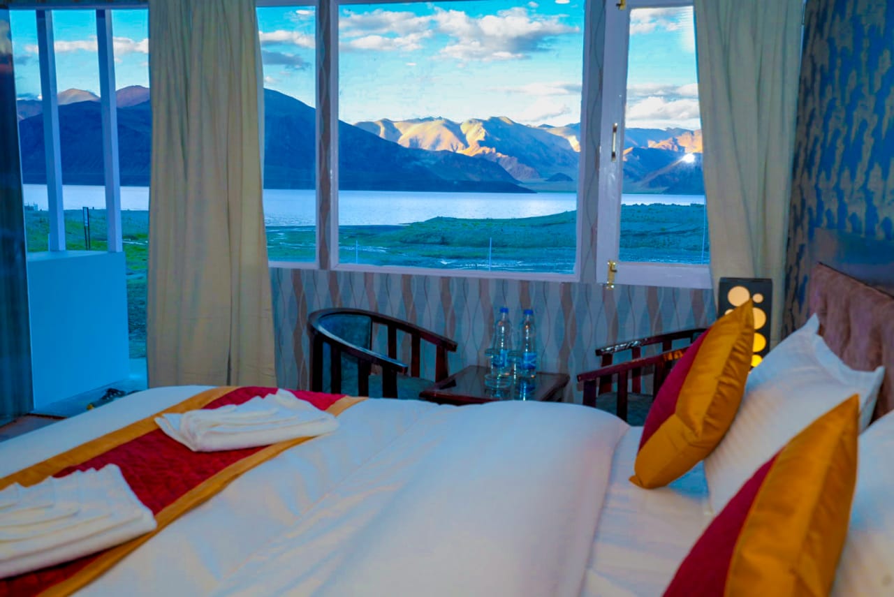 Pangong Heights Cottages 𝗕𝗢𝗢𝗞 Pangong Homestay 𝘄𝗶𝘁𝗵 𝗙𝗥𝗘𝗘 𝗖𝗮𝗻𝗰𝗲𝗹𝗹𝗮𝘁𝗶𝗼𝗻