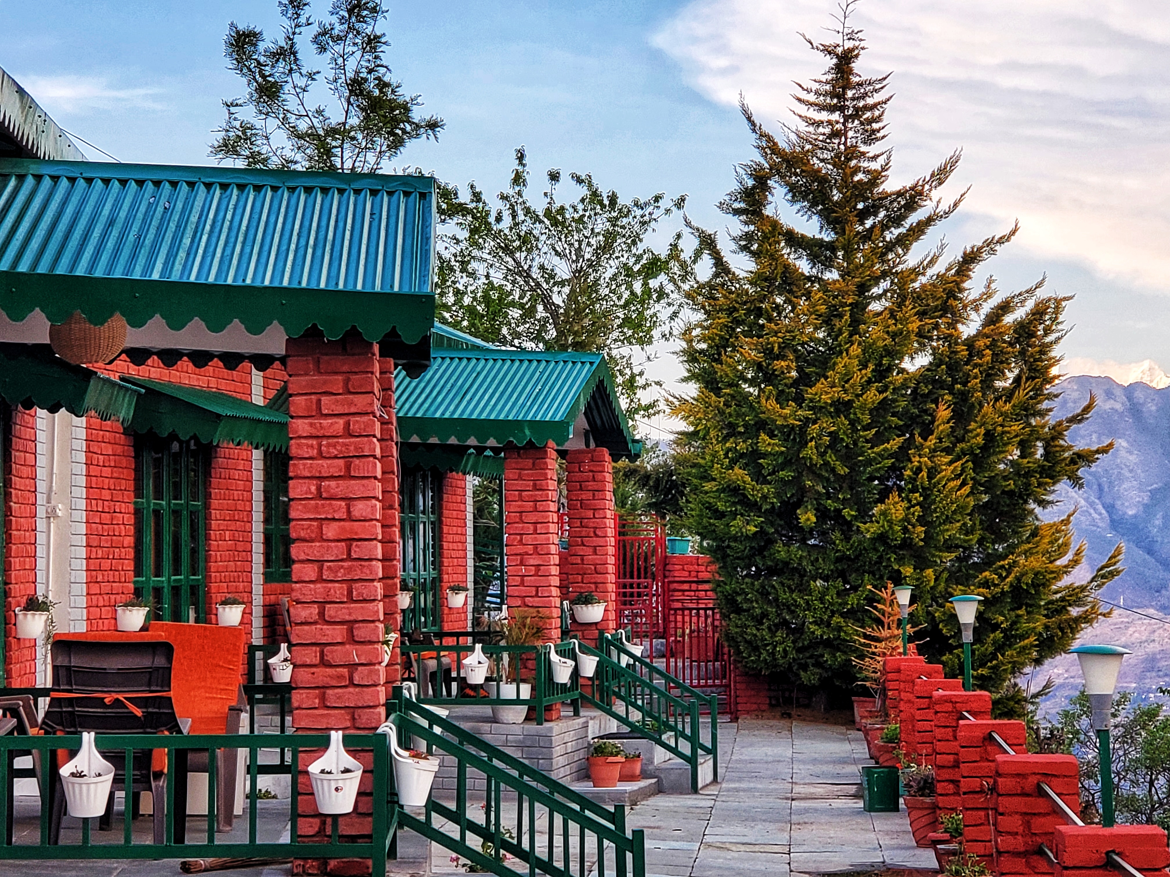 Hotels in Tehri Book with 𝗙𝗥𝗘𝗘 𝗖𝗮𝗻𝗰𝗲𝗹𝗹𝗮𝘁𝗶𝗼𝗻