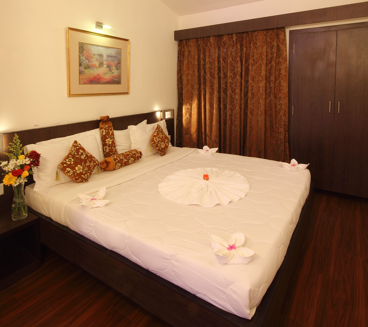 The Byke Old Anchor Beach Resort & Spa Best Rates on Goa Hotel Deals ...