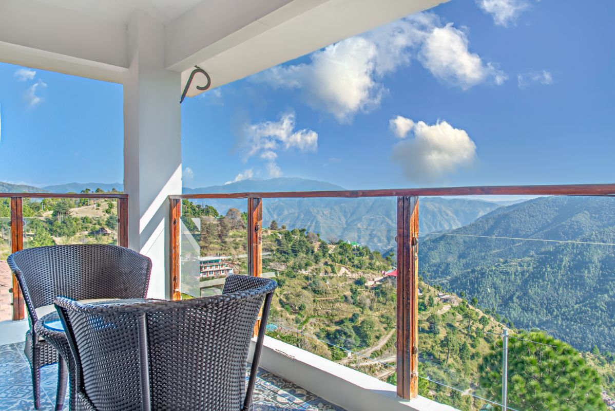 Chails Hamlet 𝗕𝗢𝗢𝗞 Chail Resort 𝘄𝗶𝘁𝗵 𝗙𝗥𝗘𝗘 𝗖𝗮𝗻𝗰𝗲𝗹𝗹𝗮𝘁𝗶𝗼𝗻