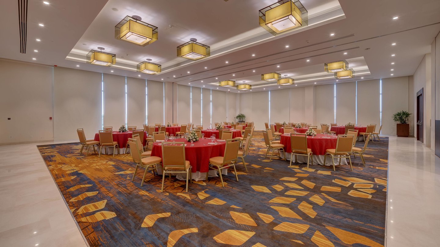 Courtyard by Marriott Surat Surat Hotel, FREE Cancellation*, Price ...