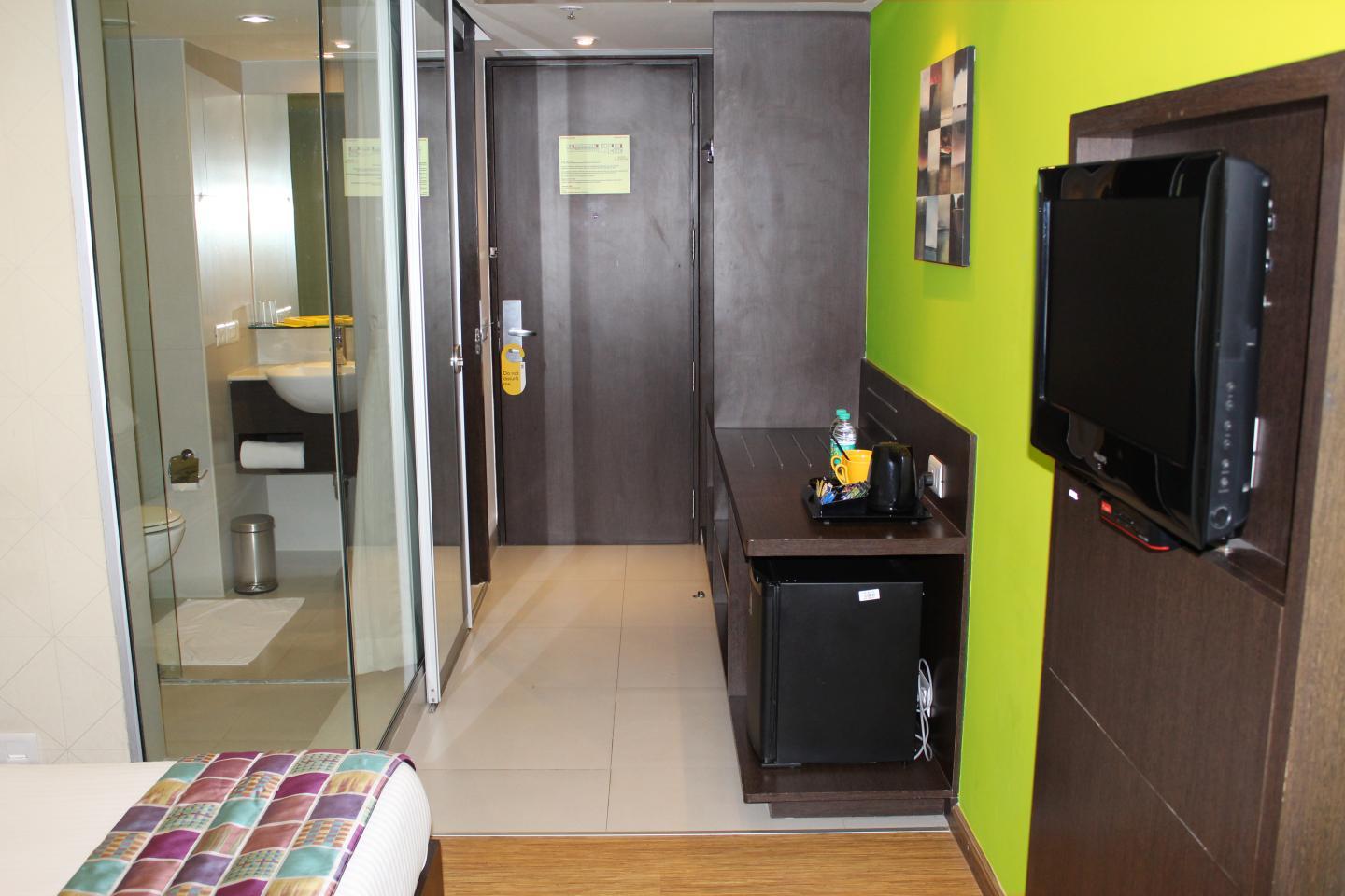 Keys Select by Lemon Tree Hotels, Hosur Road, Bengaluru 𝗕𝗢𝗢𝗞 Bangalore ...