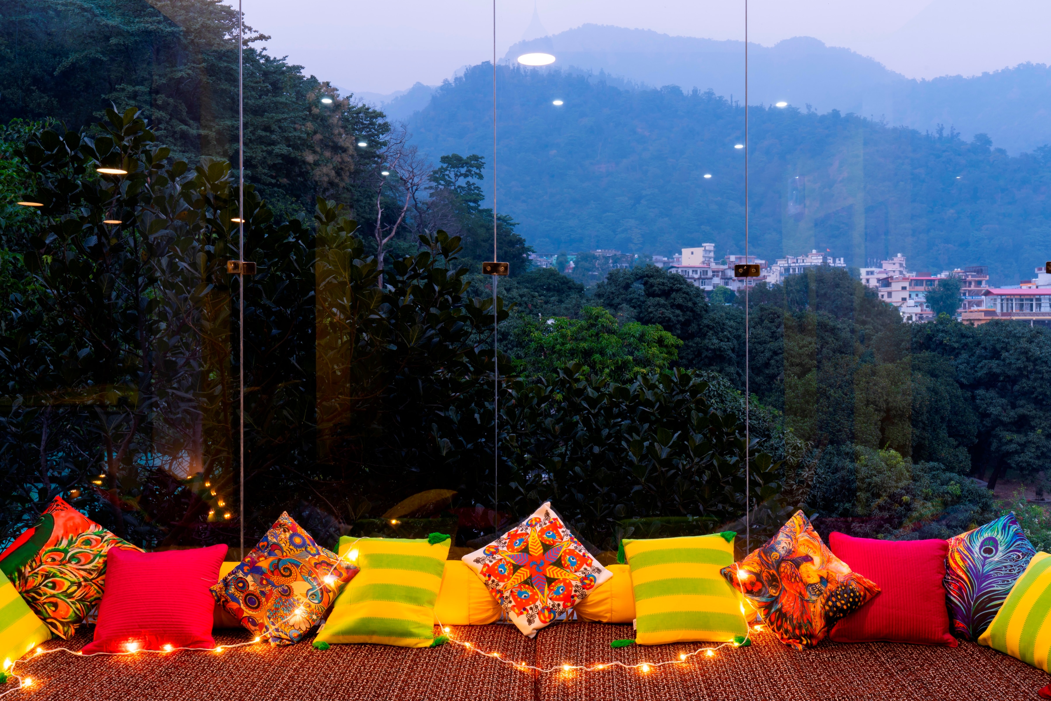 Zostel Rishikesh (Tapovan) 𝗕𝗢𝗢𝗞 Rishikesh Hostel