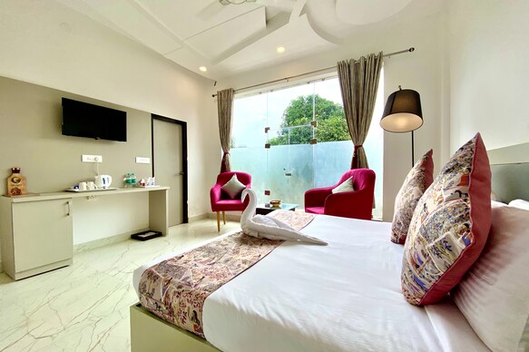 28 Places to Visit in Rishikesh in 2024 | Top Tourist Attractions & Places