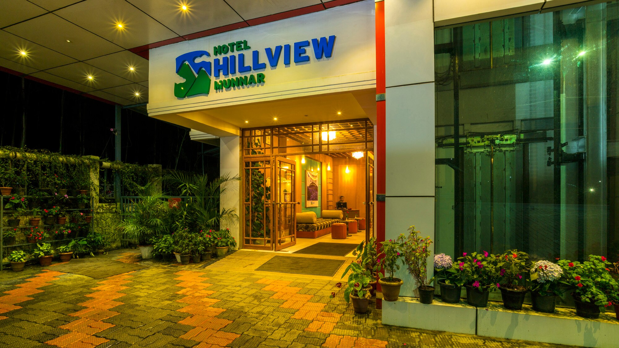 Hotel Hillview Munnar Hotel Price, Address & Reviews