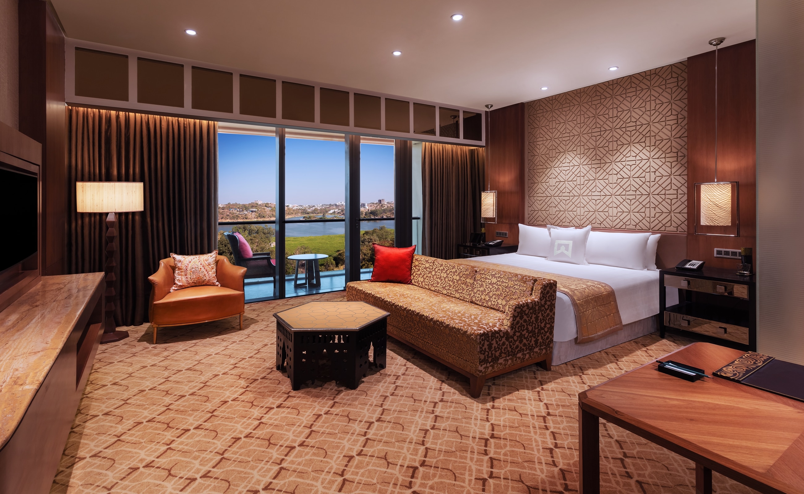 ITC Kohenur - A Luxury Collection Hotel Best Rates on Hyderabad Hotel ...