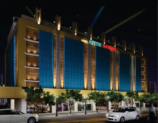 Radisson Blu Hotel Indore, Indore @INR 1306 OFF ( ̶6̶0̶0̶0̶ ) Best ...