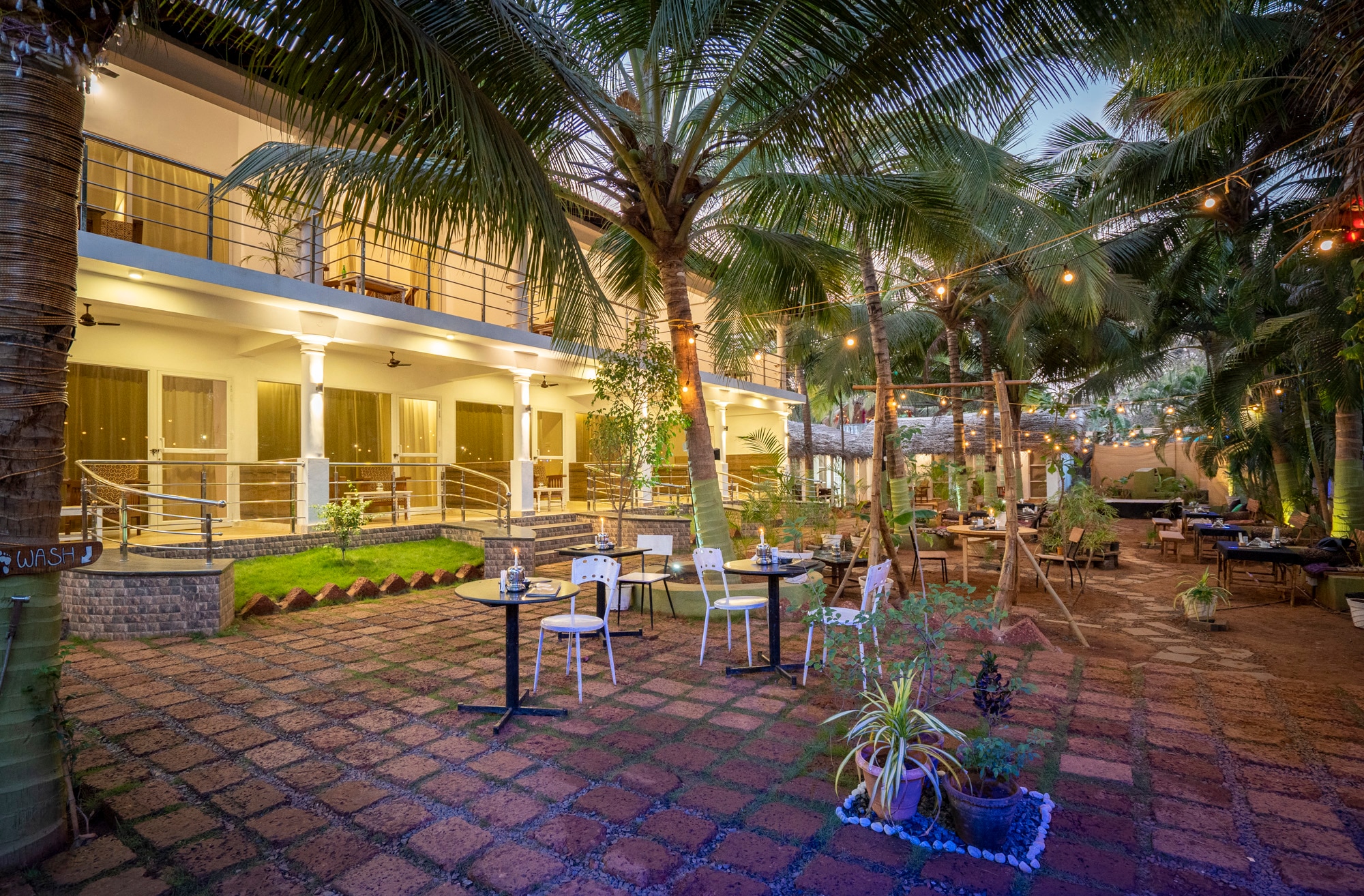 Crystal Goa Emerald Edition | Rooms & Cafe | Goa Apart-hotel BOOK @ ₹1