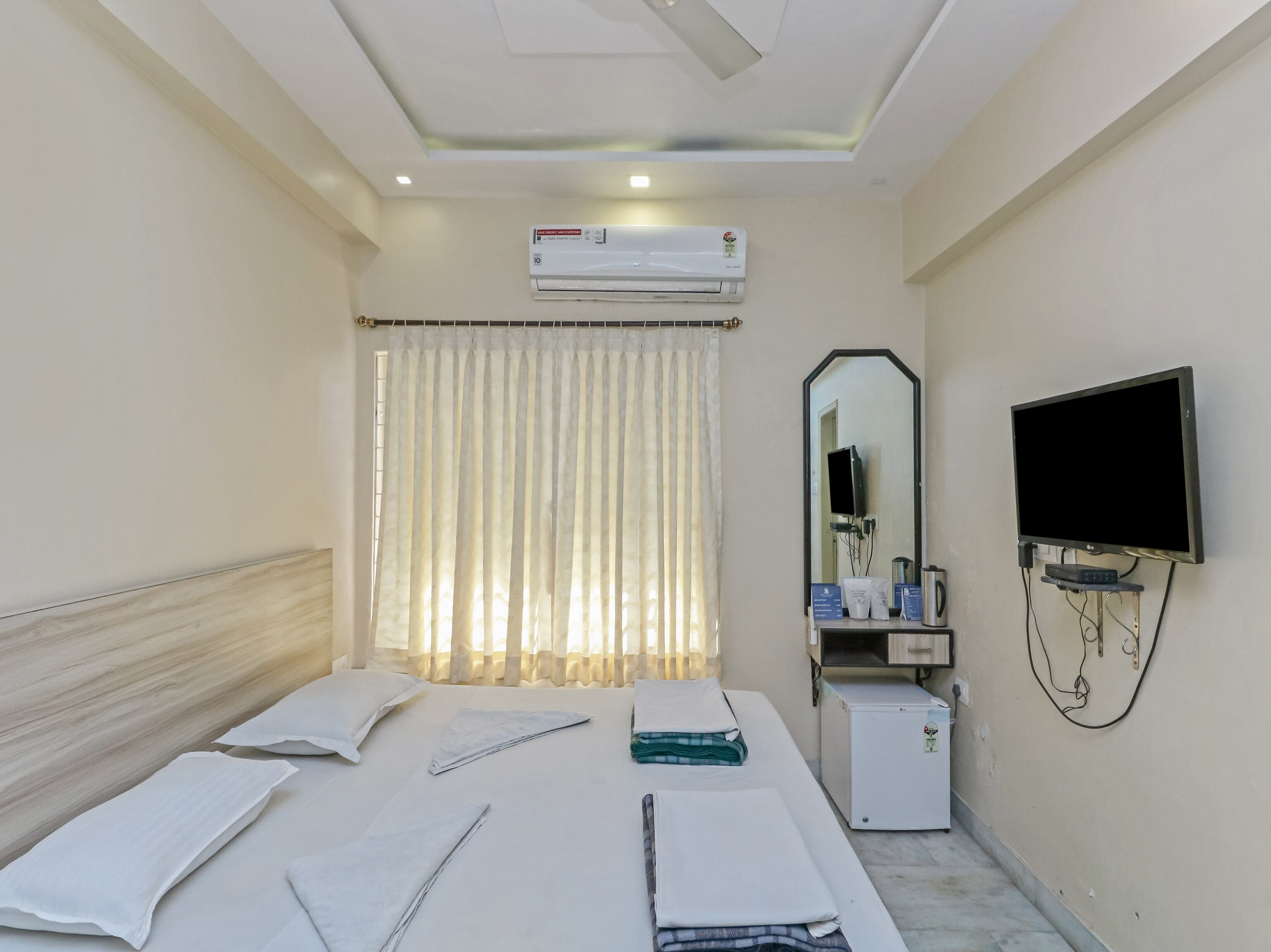 Hotel Akashdeep Hotel Kolkata - Reviews, Photos & Offer