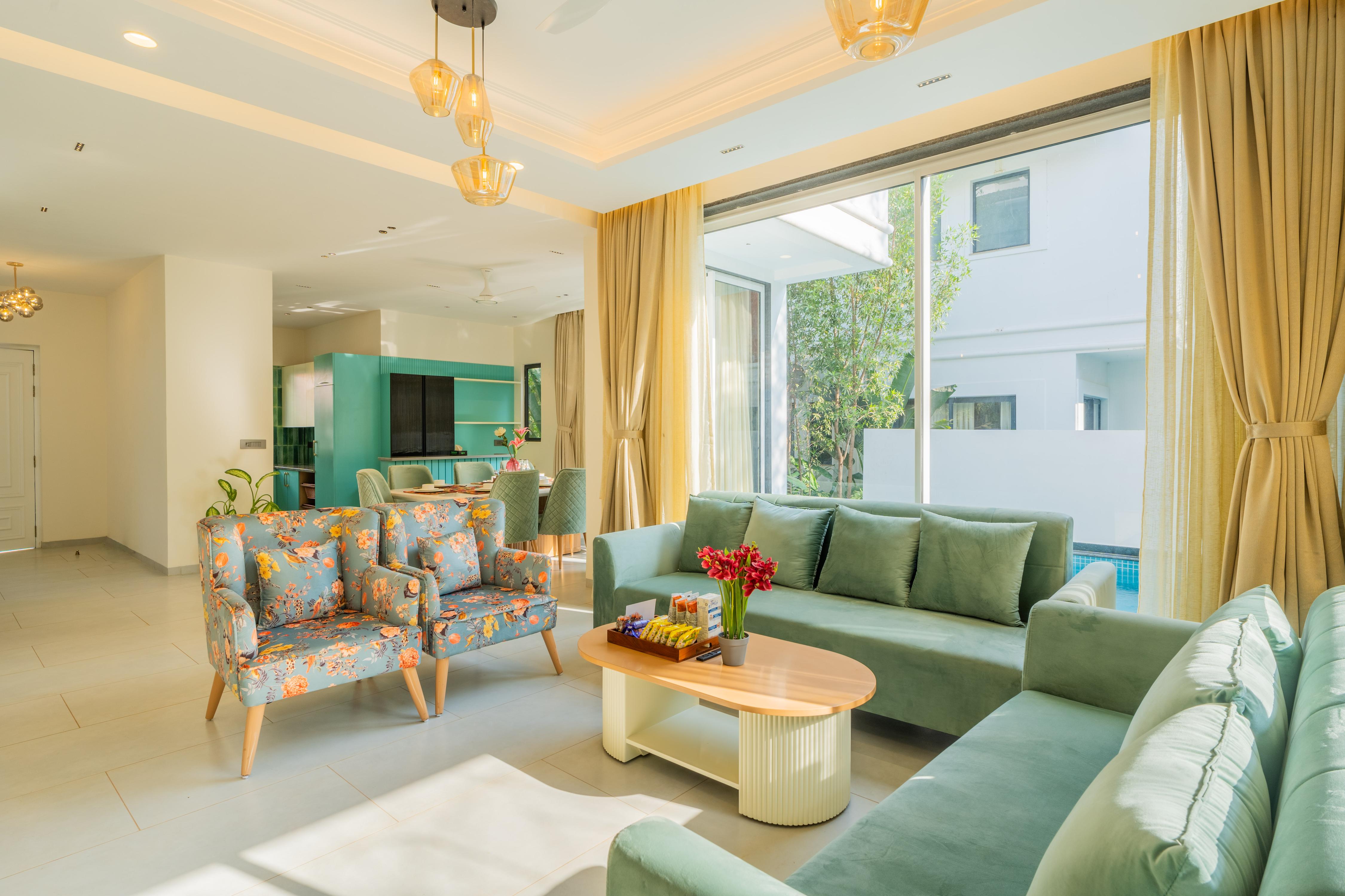 ELIVAAS Laguna Aurelia Luxe 4 BHK Villa Near Popular Beaches With Pool & Garden Hotel Goa ...